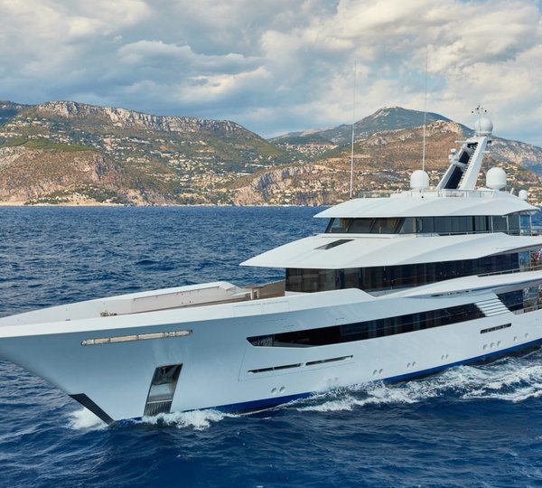 Superyacht SHERPA Hull 815 launched at Feadship — Yacht Charter ...